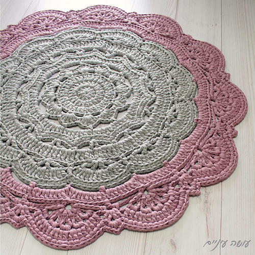 Ravelry: Large Snorka doily rug pattern by Liat Bentov
