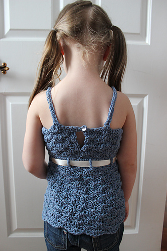 Ravelry: Toddler Shell-Stitch Tank with Ribbon pattern by Julie Lapalme