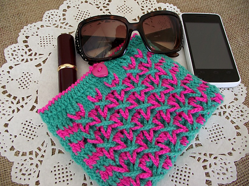 Ravelry: Fiona Purse pattern by Lilia Vanini