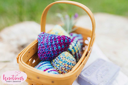 Ravelry: Lavender Bonbons pattern by Lilinette Crochet