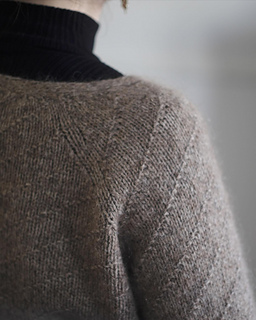 Ravelry: Virgília pattern by Patrícia Lima