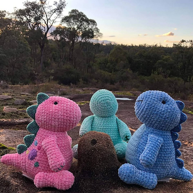 Ravelry: LindaDavie's 'Pickle' the Dinosaur, 'Pickled Pink' and 'Cousin ...