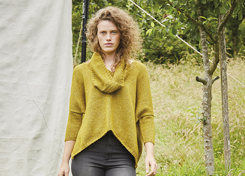 Ravelry: Scallop Sweater pattern by Lisa Richardson