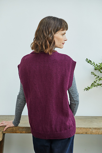 Ravelry: Button Down Pocket Vest 10332 pattern by Hayfield