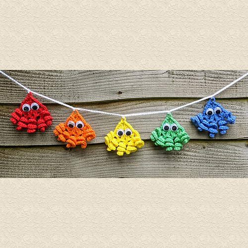 Ravelry: High 5 fidget friends pattern by Linda Woodthorpe