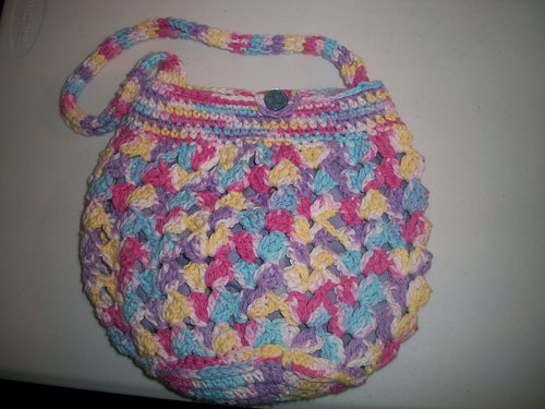 Ravelry: Oval Bottom Shell Bag pattern by Jenna Wingate
