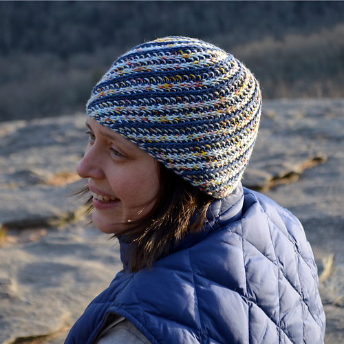 Ravelry: Vertical Hiker pattern by Lindsay Lewchuk