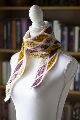Ravelry: Columella pattern by Linnea Ornstein