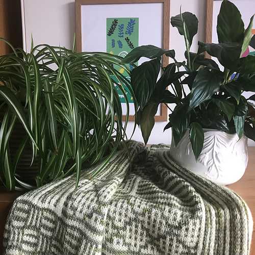 Ravelry: Baby Cabin pattern by Lisa Featherstone