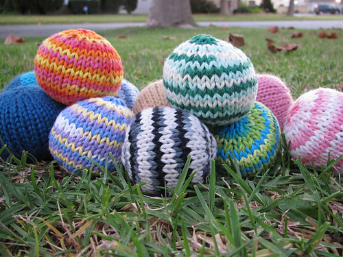 Ravelry: Knitted Hacky Sack pattern by Lisa Benden