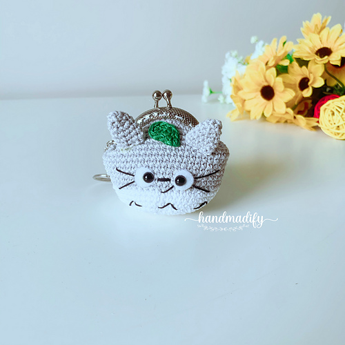 Ravelry: 8 Animal Coin Purse pattern by Trang Minh