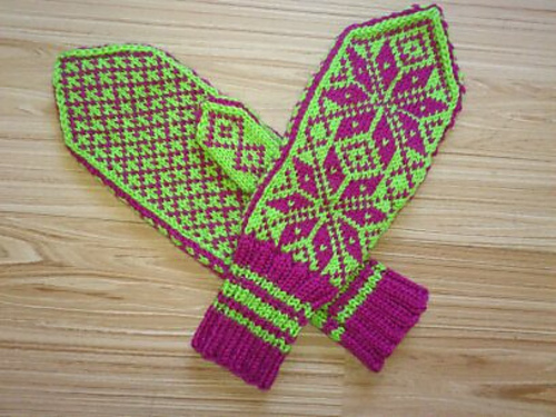 Ravelry: Norwegian selbu mittens pattern by Henriette Hope