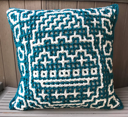 Ravelry: Easter Pillow LFC pattern by Lissa Conley Designs, LLC