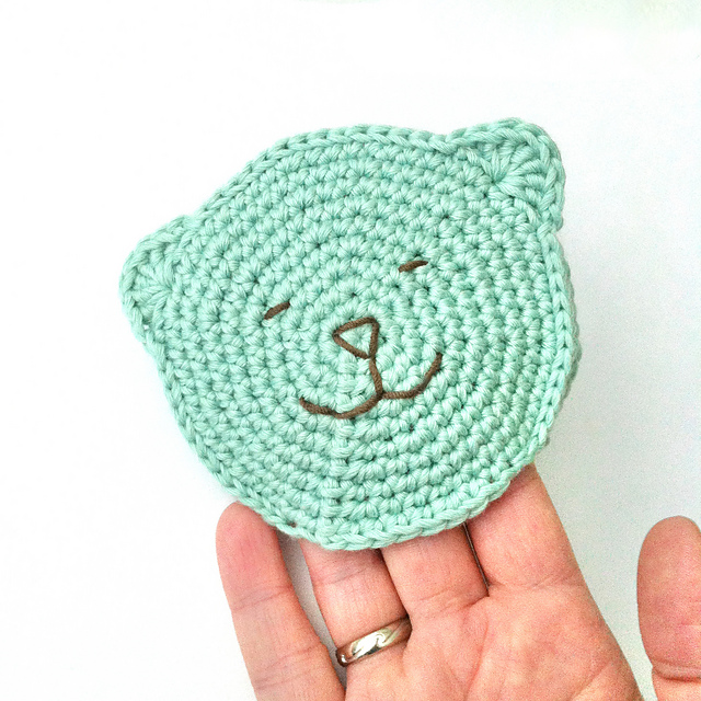 Ravelry: Wash Bear Mitt pattern by Little Conkers