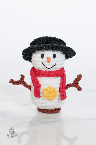 Ravelry: Mini Snowman pattern by Ana Carolina Figueiredo