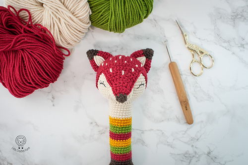 Ravelry: Sleepy Fox rattle toy pattern by Ana Carolina Figueiredo
