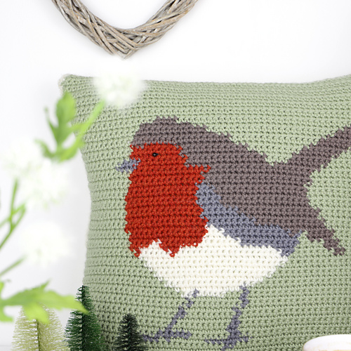 Ravelry: Robin Cushion pattern by Little Doolally