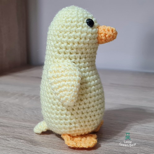 Ravelry: Charles the Chick pattern by Little Green Bear
