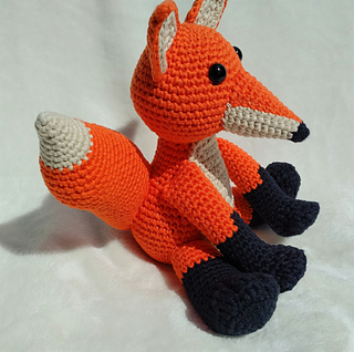 Ravelry: Fernando the Fox pattern by Little Green Bear