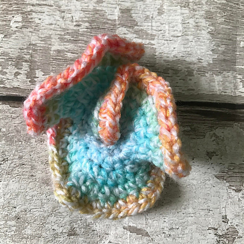 Ravelry: Hyperbolic Moblius Fidget Toy pattern by Becky Turpin