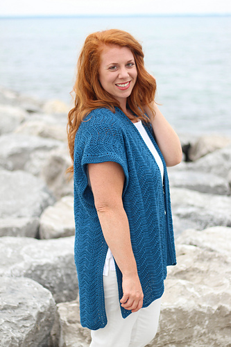 Ravelry: Tidal Wave Ruana pattern by Little Red Knits