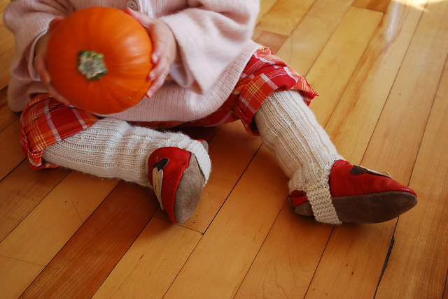 Ravelry: Baby Spats pattern by Little Wing