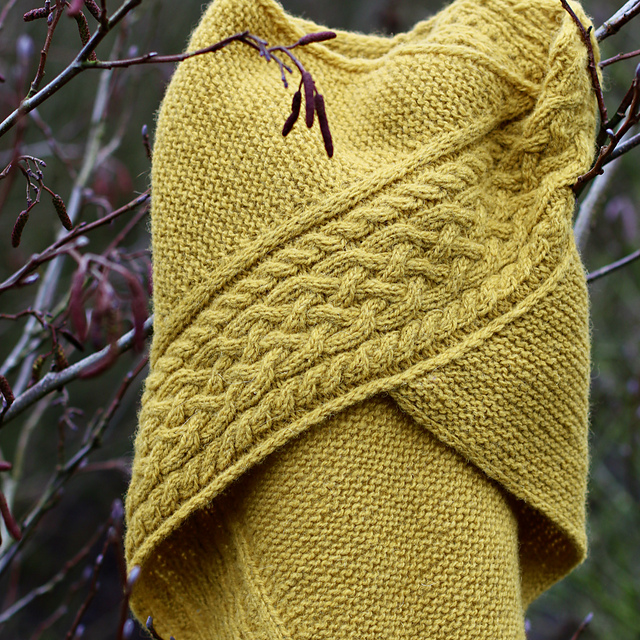 Ravelry: Taisce pattern by Plays With Fibre