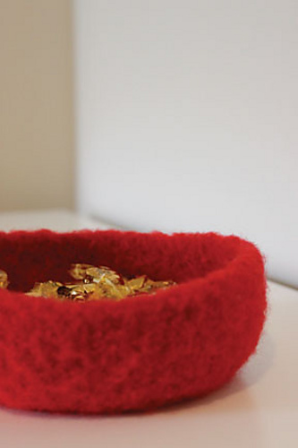 Ravelry: Felted Bowl pattern by Joan Janes