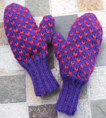 Ravelry: Thrummed Mittens, Stuffed Mittens ...or Fluffies pattern by ...