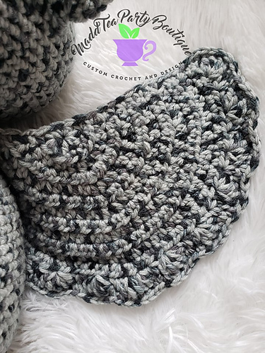 Ravelry: Eevie Bat pattern by Lizzie Livett-Buchanan