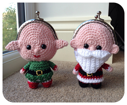 Ravelry: Santa Coin Purse pattern by Laura Sutcliffe