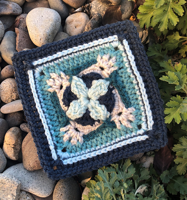 Ravelry: Tiny Typhoon 6" Square pattern by Lisa Mauser