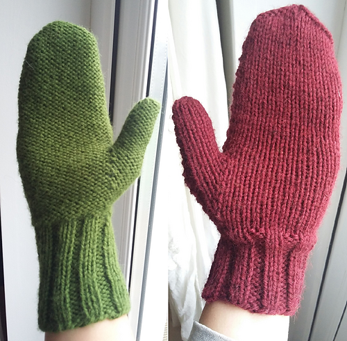 Ravelry: Cabled Deer Mittens pattern by LolaC101