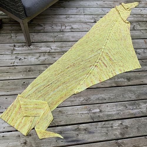 Ravelry: Garter Snake Shawl pattern by Laura Jones