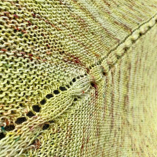 Ravelry: Garter Snake Shawl pattern by Laura Jones