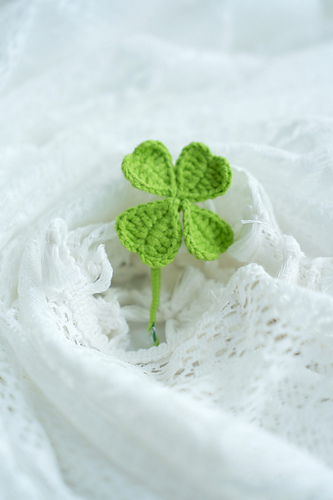 Ravelry: Crochet Four-leaf Clover Leaf pattern by Loopara Crochet