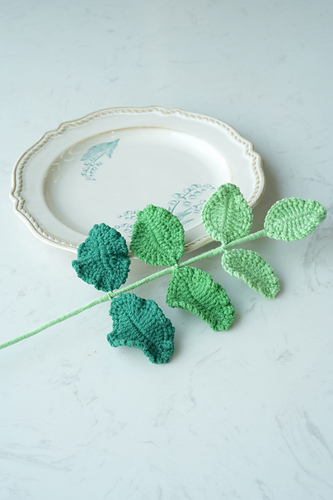 Ravelry: Crochet Rose Flower Leaf pattern by Loopara Crochet