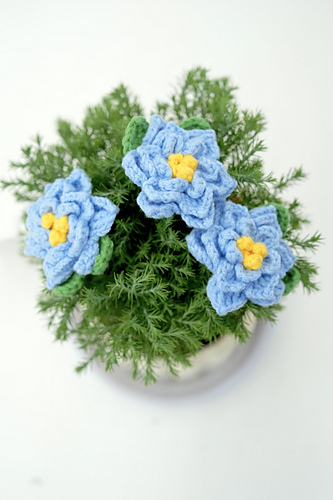 Ravelry: Crochet Gardenia Flower Applique pattern by Loopara Crochet