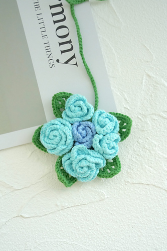 Ravelry: Crochet Multi-head Small Rose Applique pattern by Loopara Crochet