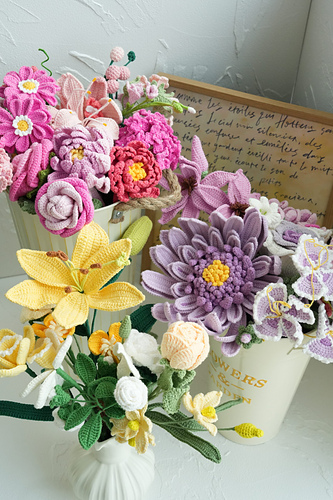 Ravelry: 59 Crochet Flower pattern by Loopara Crochet