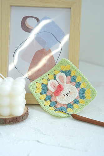 Ravelry: Crochet Bunny Granny Square pattern by Loopara Crochet