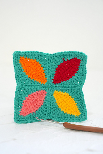 Ravelry: Crochet Leaf Granny Square pattern by Loopara Crochet