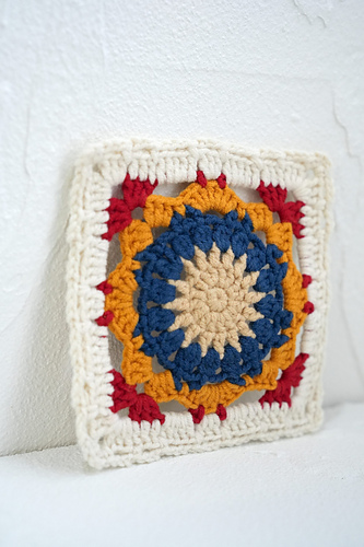 Ravelry: Crochet Boho Granny Square (Style II) pattern by Loopara Crochet
