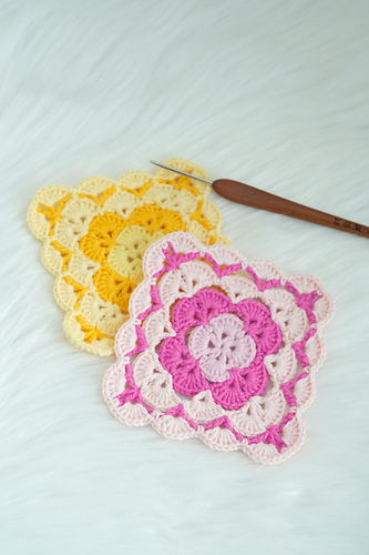 Ravelry: Crochet Shell Stitch Granny Square (Style II) pattern by ...