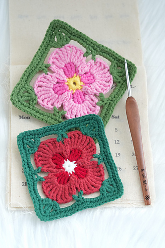 Ravelry: Crochet Four Petal Flower Granny Square pattern by Loopara Crochet