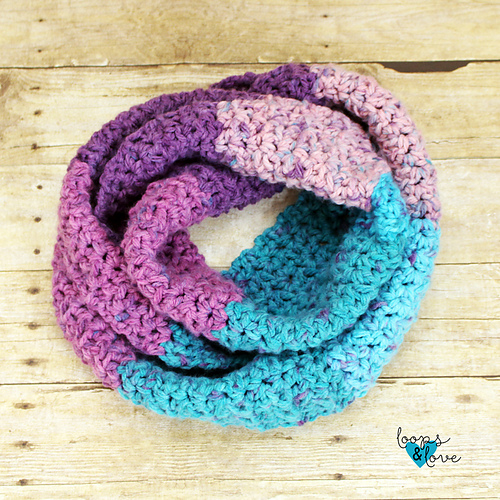 Ravelry: Easy Infinity Scarf pattern by Loops and Love Crochet
