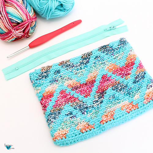 Ravelry: Chevron Stripes Pouch pattern by Loops and Love Crochet