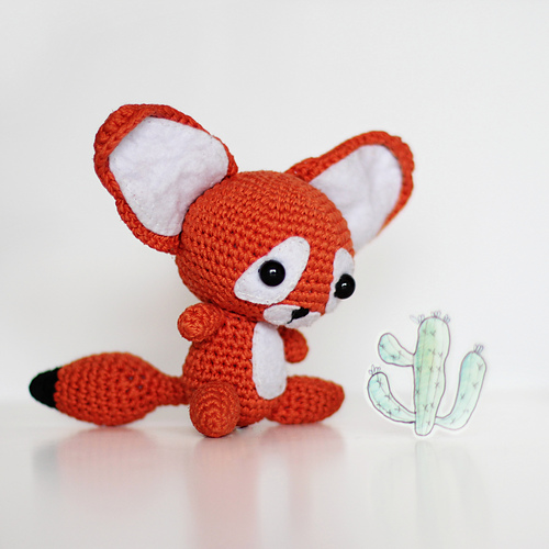 Ravelry: Fennec Foxy pattern by Angelina Taranina