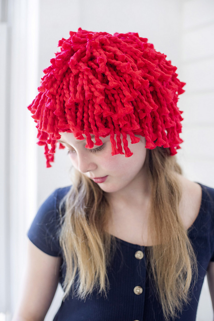 Ravelry: Mini Fringe Beanie pattern by Loopy Mango