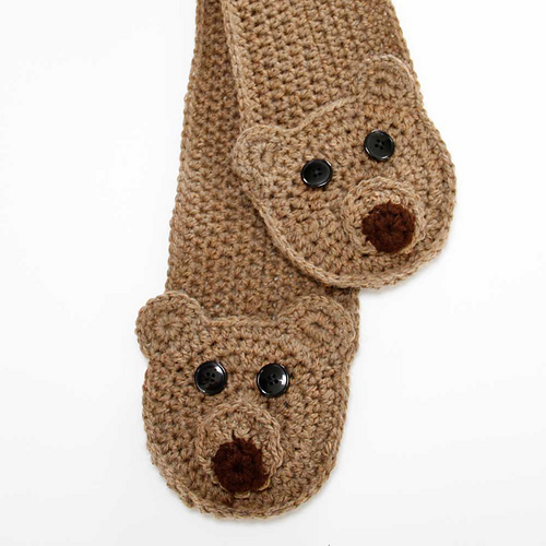Ravelry: 3 Bears Pocket Scarf pattern by Lori Thompson